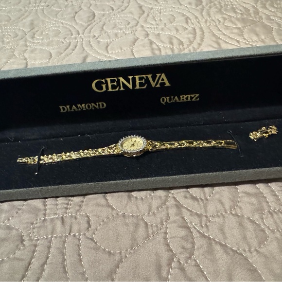 Geneva | Jewelry | Geneva Elegant Gold Quartz Watch | Poshmark